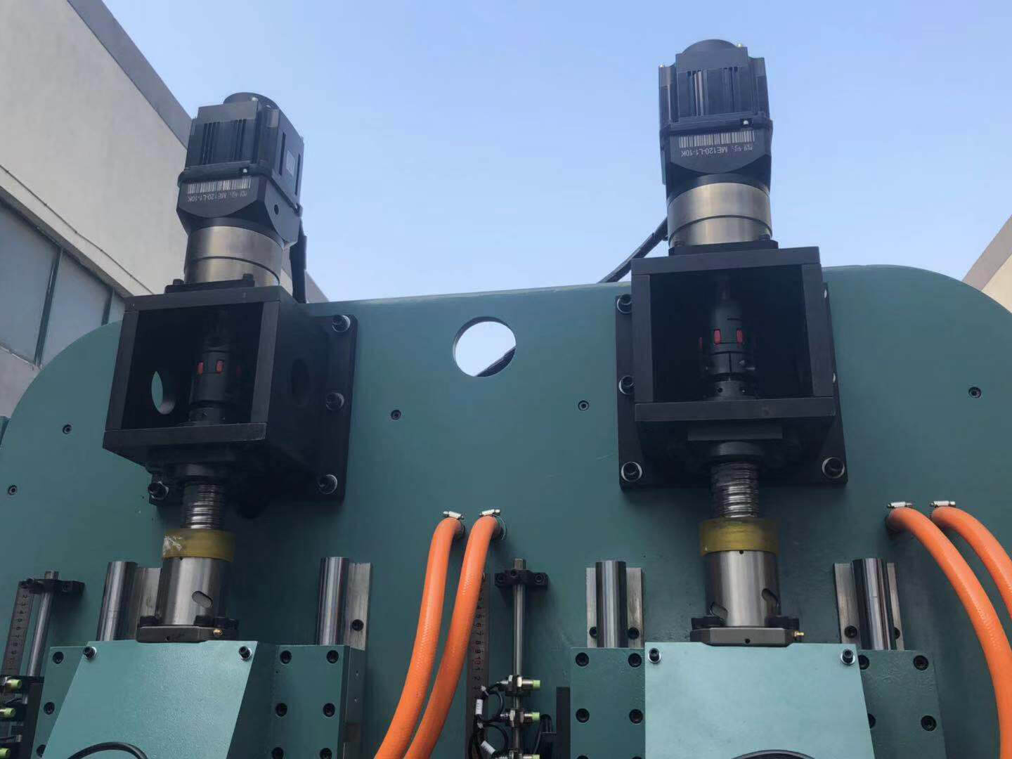 Servo Control Electrical Upsetting Machine Manufacturers For Sale ...